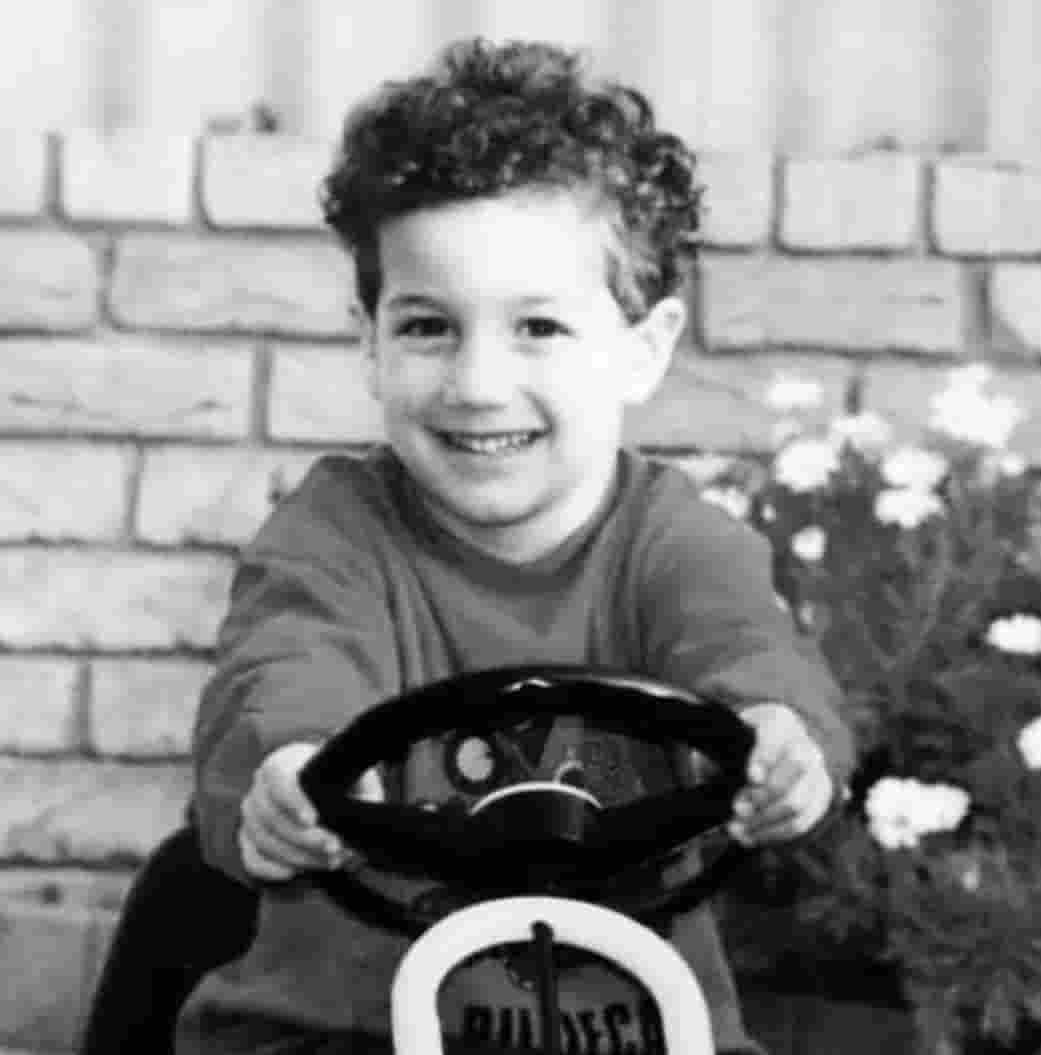 Daniel Ricciardo biography in english (Australian motorsports racing ...