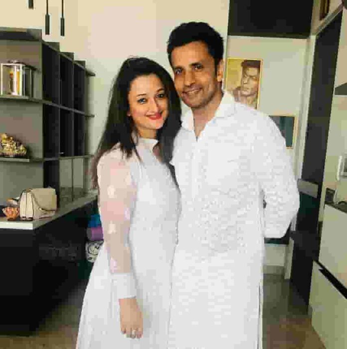 Rajiv thakur biography in english (standup comedian) - Study By Mind