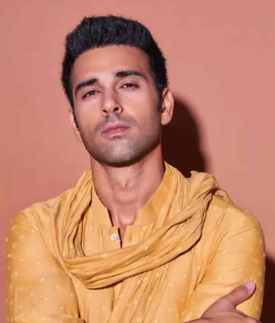 पुलकित सम्राट जीवन परिचय Pulkit samrat biography in hindi (भारतीय ...