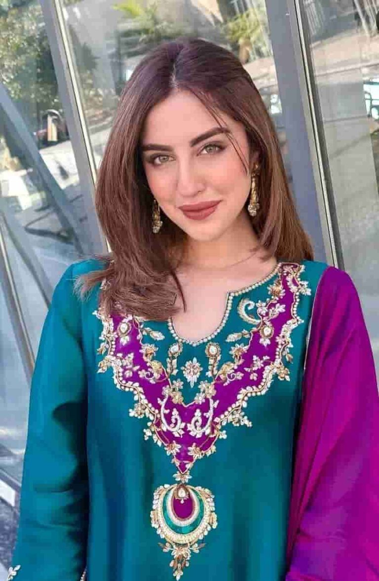 समरीन कौर जीवन परिचय Samreen kaur biography in hindi (अभिनेत्री ...