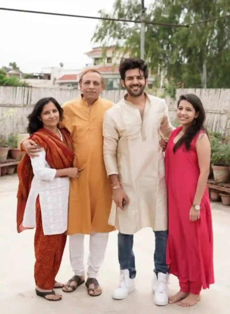 कार्तिक आर्यन का परिचय Kartik aaryan biography in hindi (अभिनेता ...